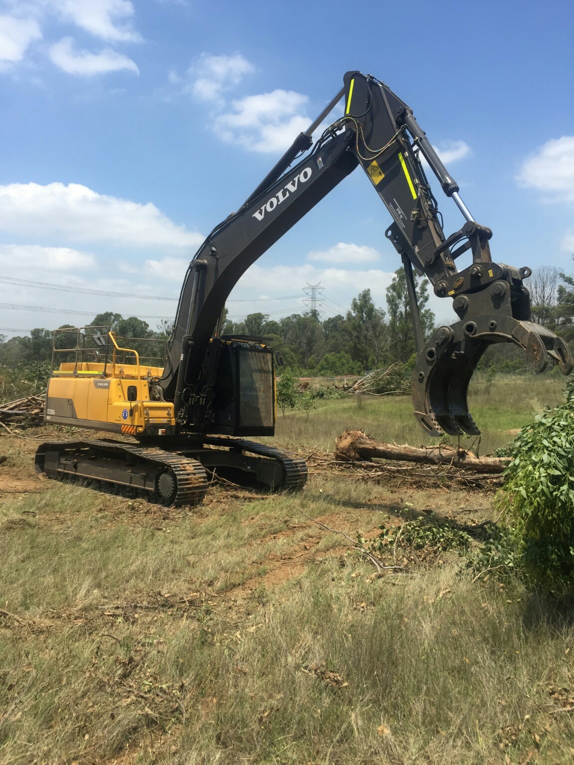 Excavators | Tree Work-Grinding-Excavators-Land Clearing-Harvester ...